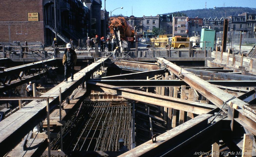 Des photos impressionnantes de la construction du Métro de Montréal ...