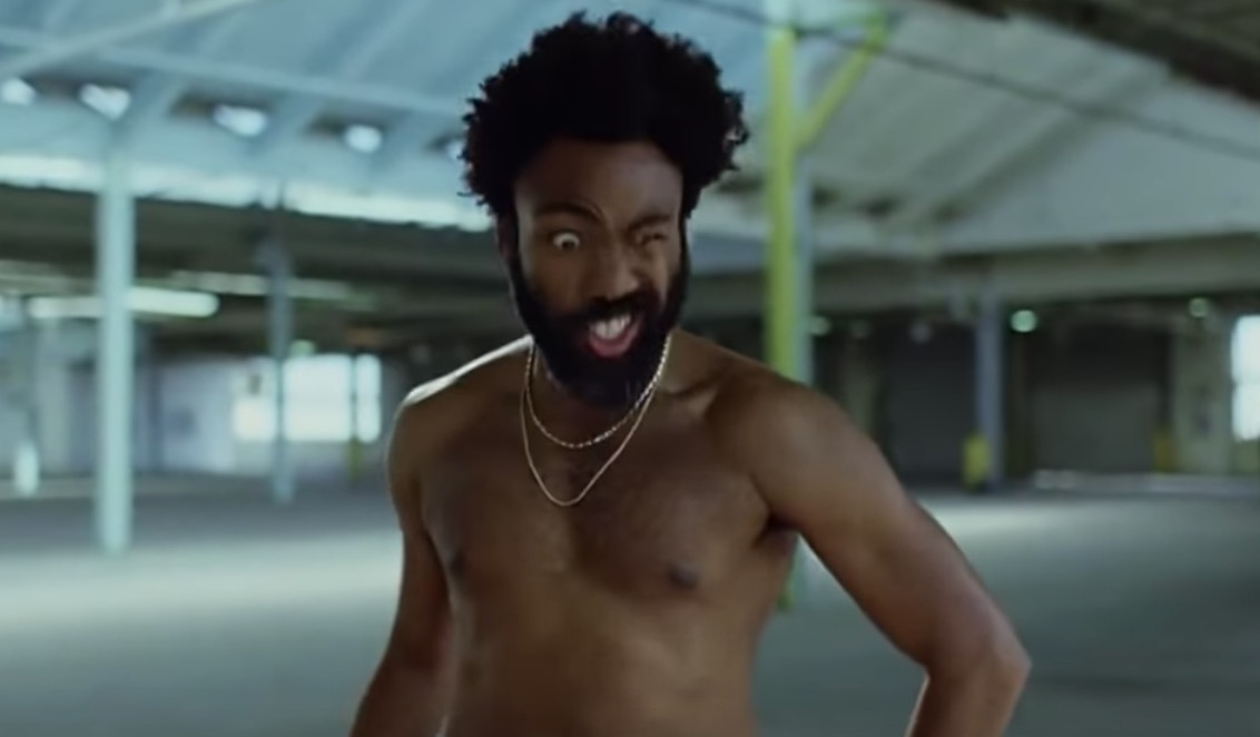 Le clip This Is America avec la chanson Call Me Maybe, un match parfait ...