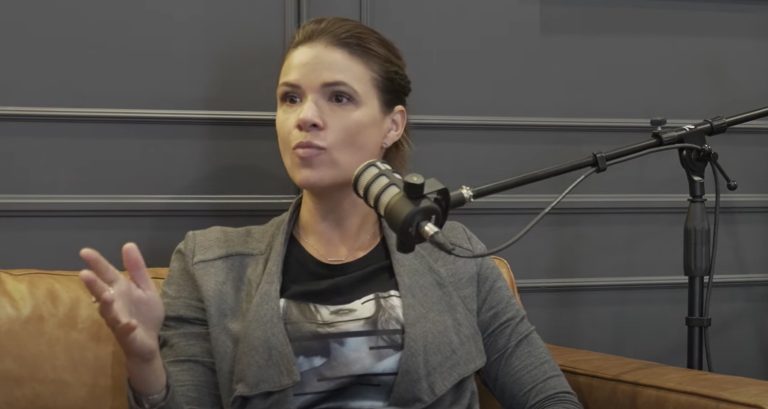 La journaliste de TVA Elizabeth Rancourt est désolée si elle a choqué ...